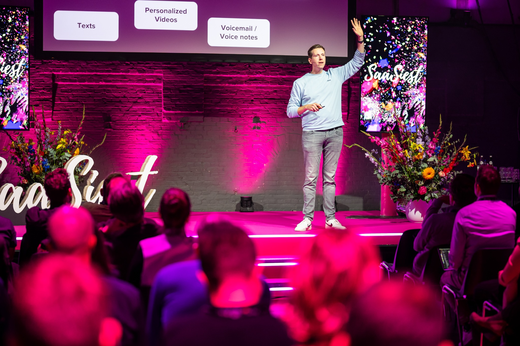 5 Asynchronous Tactics Every B2B Sales Team Must Adopt, with Koen Stam ...